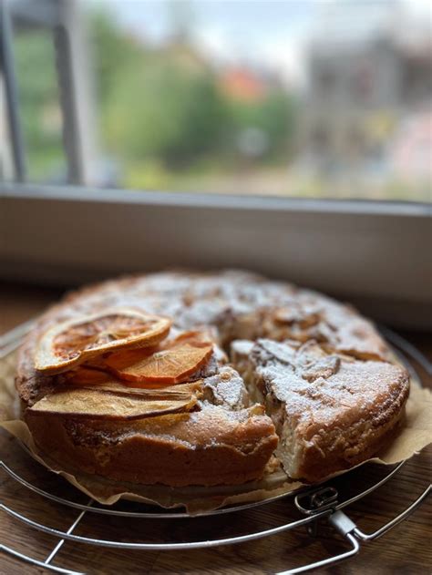 Пирог яблоко корица