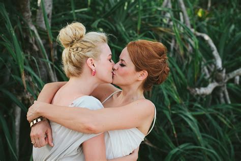 How We Planned Our Sri Lanka Destination Wedding Pool Party A Practical Wedding