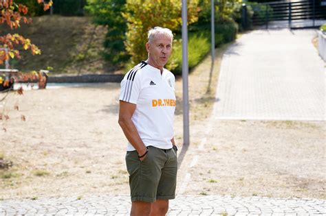 U Besuch An Der Kinder Und Jugendpsychiatrie Des UKS FC Homburg