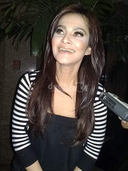 Best Girls Nude Indonesian Presenter Cut Tari