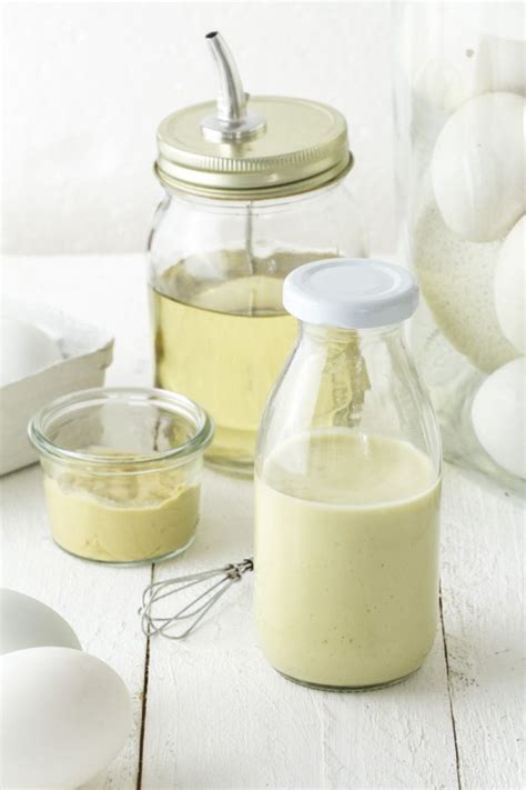 Salatdressing Rezept – schnell, einfach, cremig | Dee's Küche