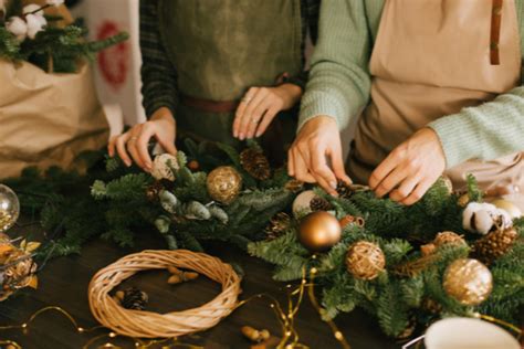 Festive Wreath Making Workshop And Afternoon Tea Experience Oxfordshire