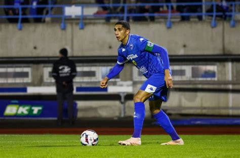 Asse Une Nouvelle Absence Tombe à Niort Avant Saint Etienne Foot Sur 7