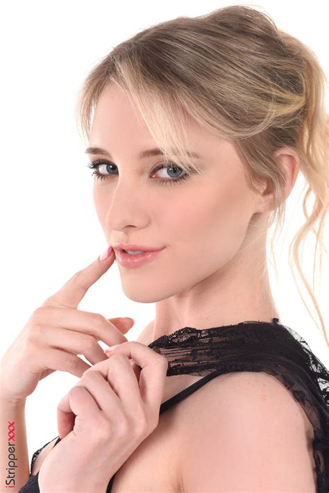 Melody Marks In Inwhat Photo 9