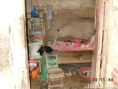 普通贫困家庭图片 最普通农村客厅图片 普通农村三层楼房图片 第4页 大山谷图库