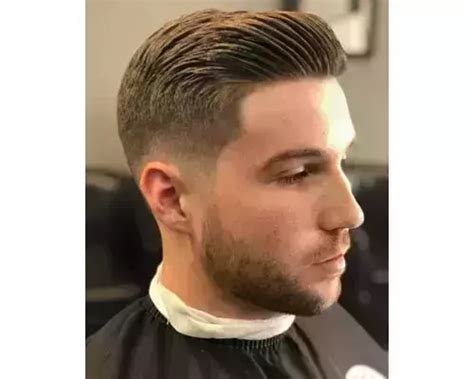 Classic Taper Haircut Side Part