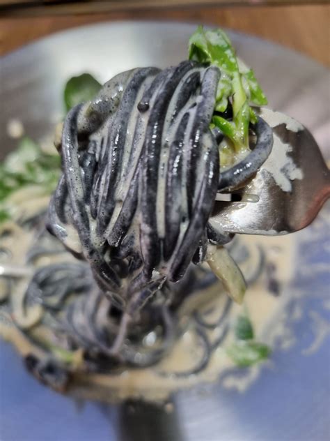 가지 크림파스타가지 먹물파스타면 시금치