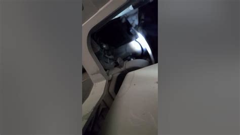 چۆنێتی چاکردنی سیمی گۆرنی هەوای سەیارەی نیسان مێکرا 2016 Youtube