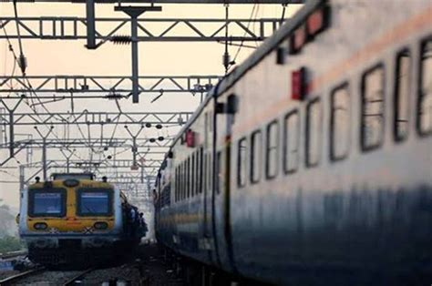 Wait What THIS App Provides Free Flight Ticket If Waitlist Train