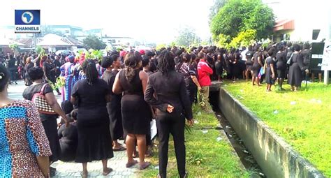 Leadership Crisis Women Storm Akwa Ibom Assembly In Protest Channels Television