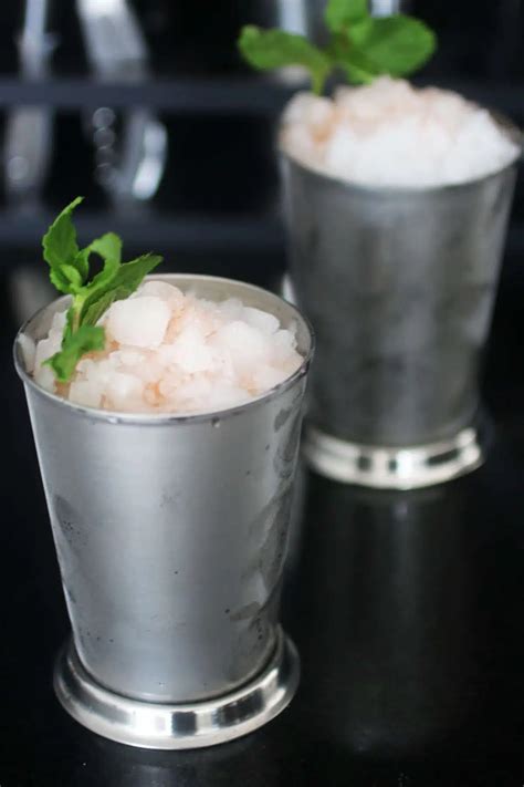 Mint Julep Traditional American Cocktail 196 Flavors