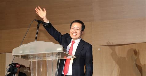 홍준표 黃 겨냥 병역문제 지적이 내부총질이냐