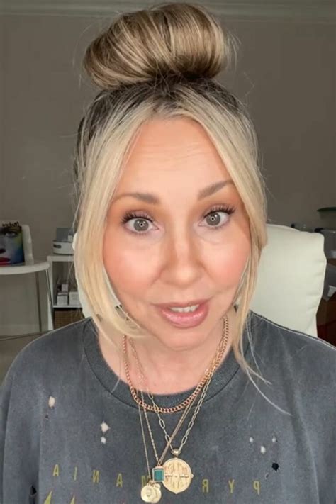 The Best Hairstyles For Older Women Over Heartafact