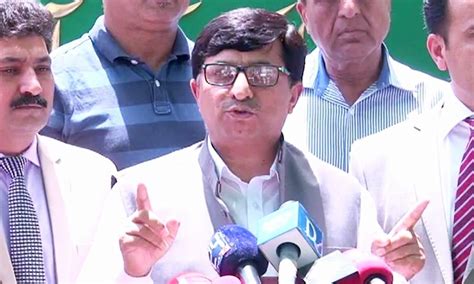 پولنگ اسٹیشنز کے اندر اور باہر فوج تعینات کرنے کا فیصلہ Pakistan