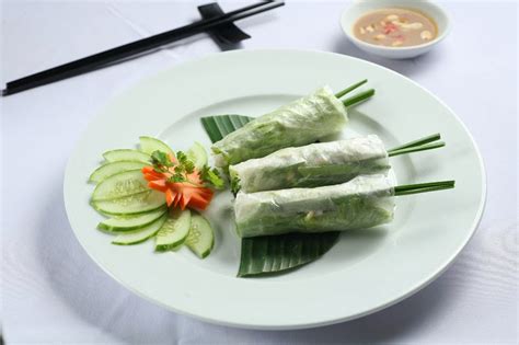 Món Chay Việt Gỏi Cuốn Chay Ngon đậm đà