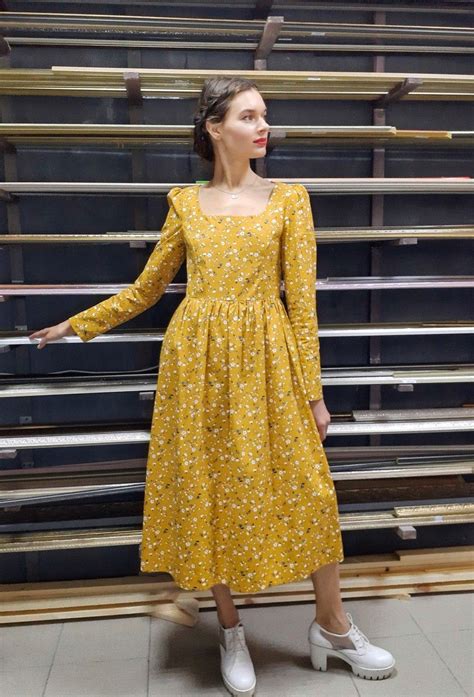 Хлопковое платье в цветочек Хлопковые платья Платья Осеннее платье