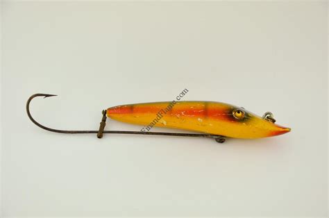 Moonlight Single Hook Pikaroon Lure Fin And Flame
