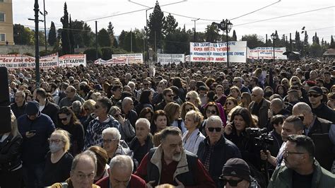 Grecia audio shock sul disastro ferroviario di Tempe proteste in città Euronews