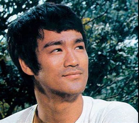 This Warms My Heart” Rare Old Picture Of Bruce Lee With His Daughter