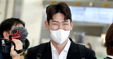 Md포토 홍창기 기분좋은 미소