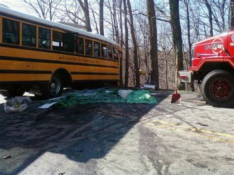 1 Dead Others Hurt In Pa School Bus Truck Crash News Herald