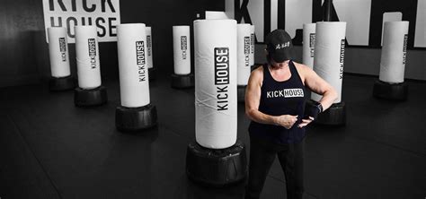 Century Kickboxing Boxing And Kickboxing Gear Punching Bags Gloves