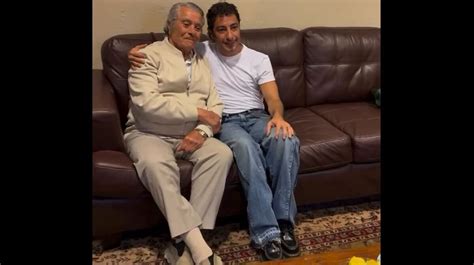 دیدار صمیمی نوید محمدزاده و بهروز وثوقی در آمریکا فیلم