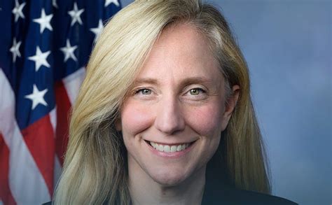 La Congresista Abigail Spanberg Se Presentará Como Candidata A