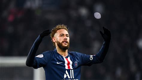 Psg Malaise Le Clan Marquinhos Interpelle Les Supporters Pour