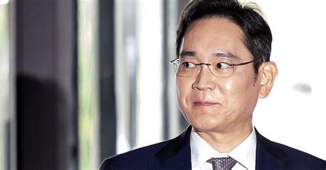 Linkedin Hojun Nam 페이지 삼성전자 실적쇼크 녹슨 삼성 ‘전차의 추락 혁신 없는 관리자 조직으로 전락”