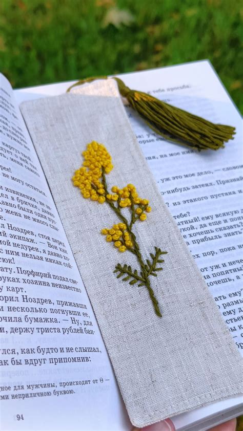 Закладка для книги с ручной вышивкой «Мимоза» в 2025 г | Узоры для ...