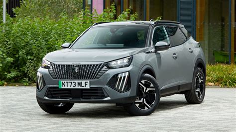 Best Small Suv 2025 Uk Tariq Jewel