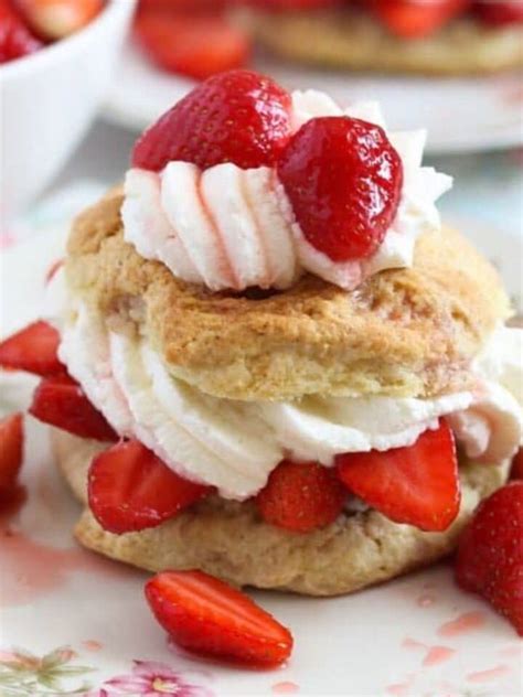 Strawberry Mascarpone Dessert