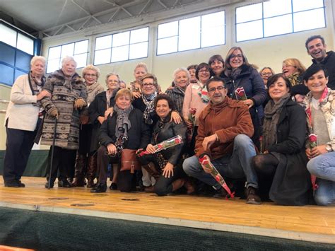 El encuentro de bolilleras reúne a 500 participantes en Benicàssim