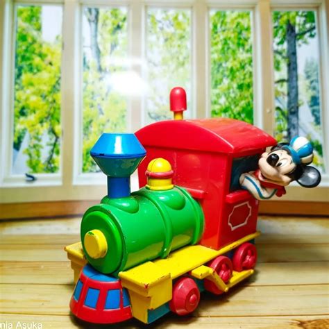Kereta Mainan Mickey Mouse Train Lokomotif Ori Disney Toys