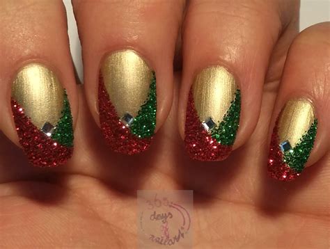 Images Of Christmas Nail Designs