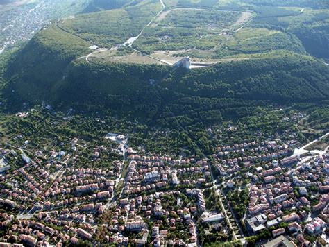 Природен парк „Шуменско плато” „Оттука започва България” Портал за
