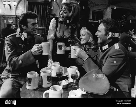 Clint Eastwood Ingrid Bitt Mary Ure And Richard Burton Enjoy Mugs