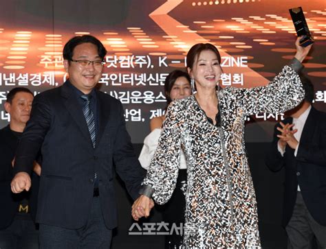 배우 김성희 한류문화대상 배우부문 연기상의 위엄 포토