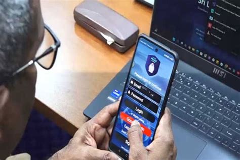 Sri Lanka Police Launches E Traffic Mobile App To Combat Traffic Violations