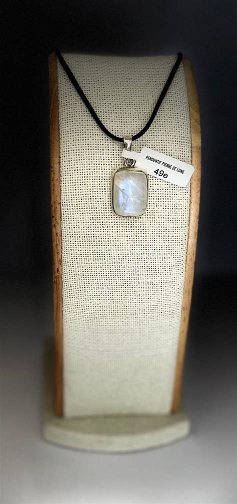 Pendentif Pierre de lune arc en ciel Pierres Bien être