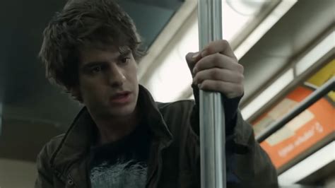 Нового Человека паука с Эндрю Гарфилдом внезапно рассекретил автор