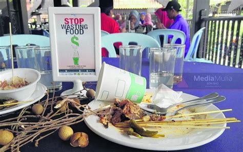 Luahan Pembaca Pergi Kenduri Jangan Sampai Bazirkan Makanan Kosmo