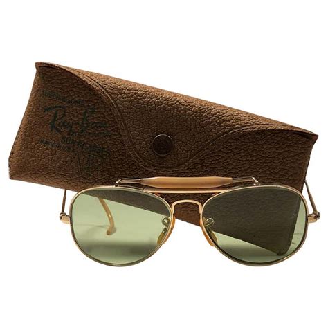Leyne Vintage 1940s Aviator Flat Lens Folding Sunglasses For Sale At