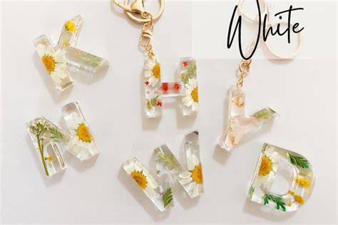 Custom Initial Resin Keychain Handmade Dried Flower Alphabet Keyring