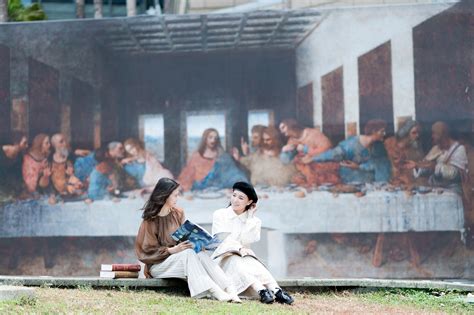 夢時代購物中心 🖌化身藝術畫作展覽特區 走進世界名畫藝術限定店 30幅獨家授權仿真名畫，是蒙娜麗莎啊~🖼