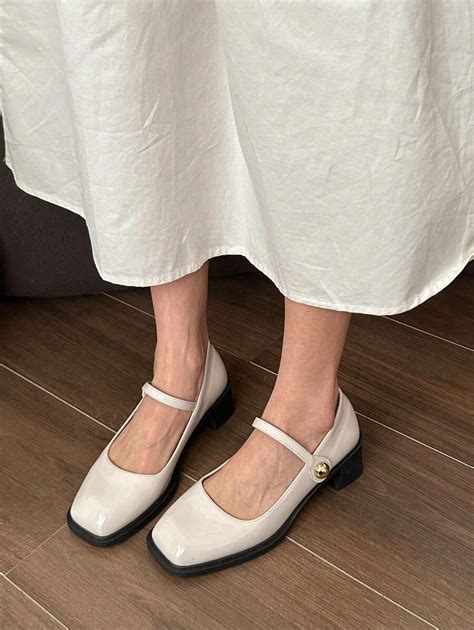 2025 Spring New Thick Heel Women Pumps Vintage Minimalist Round Toe