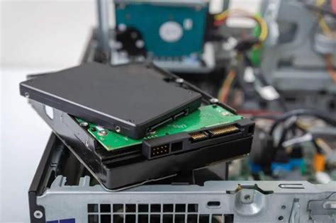 Can We Use Ssd And Hdd Together In Laptop Techcolleague