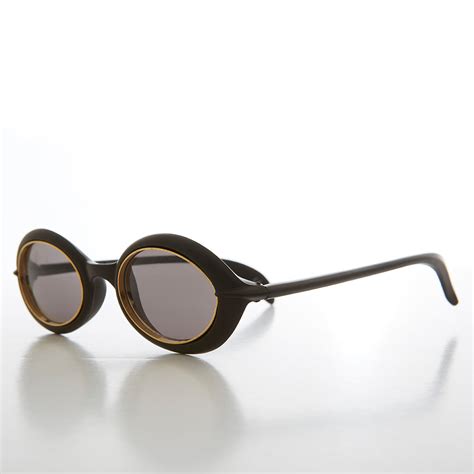 Small Oval Sci Fi Vintage Sunglass Nano Flying Tomato
