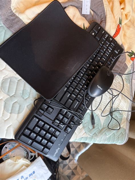 Logitech Keyboard Computers And Tech Parts And Accessories Computer Keyboard On Carousell